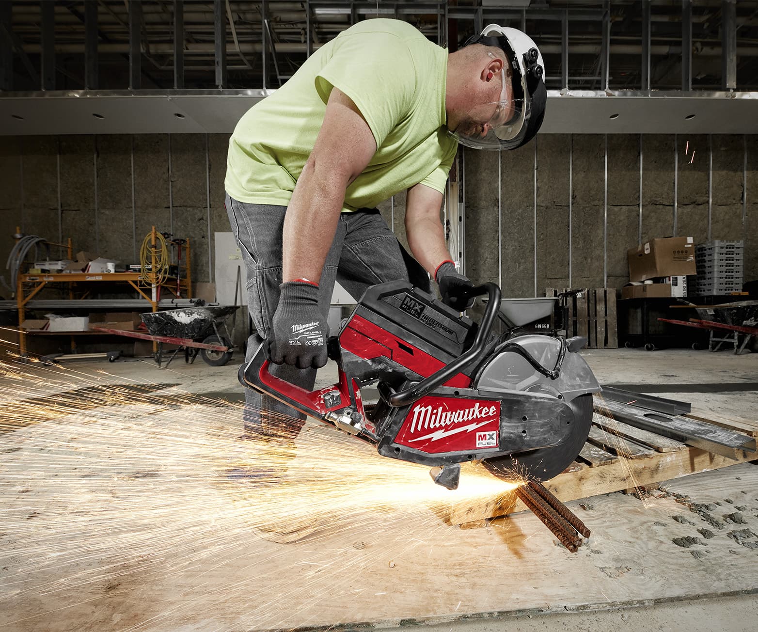 MX FUEL™ Cut-off Saw with Fastest Cuts | Milwaukee® Asia | Milwaukee ...